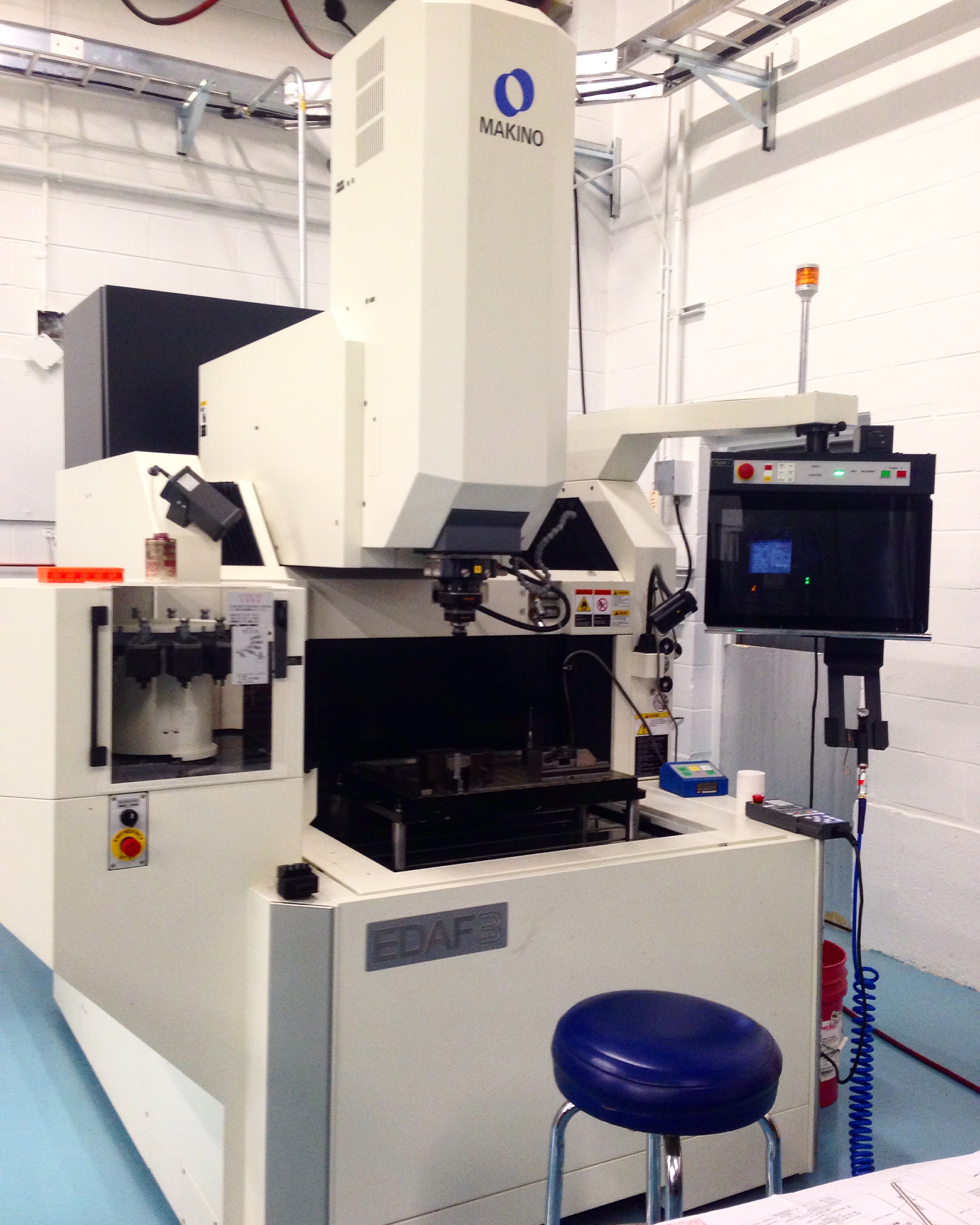 New tool room equipment – Sinicon Plastics